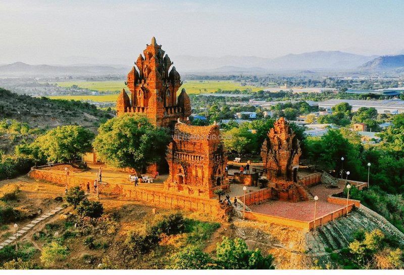 4 Tháp Chăm Ở Ninh Thuận – Di Sản Kiến Trúc Độc Đáo - Vietnam Jour